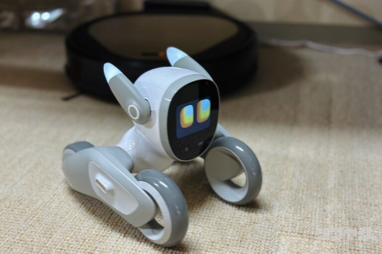 ペットロボット Loona（ルーナ）をレビュー｜Blueも登場♪豊か過ぎる！？感情表現で癒やしをくれる可愛い家族♪ | ツブヤク。